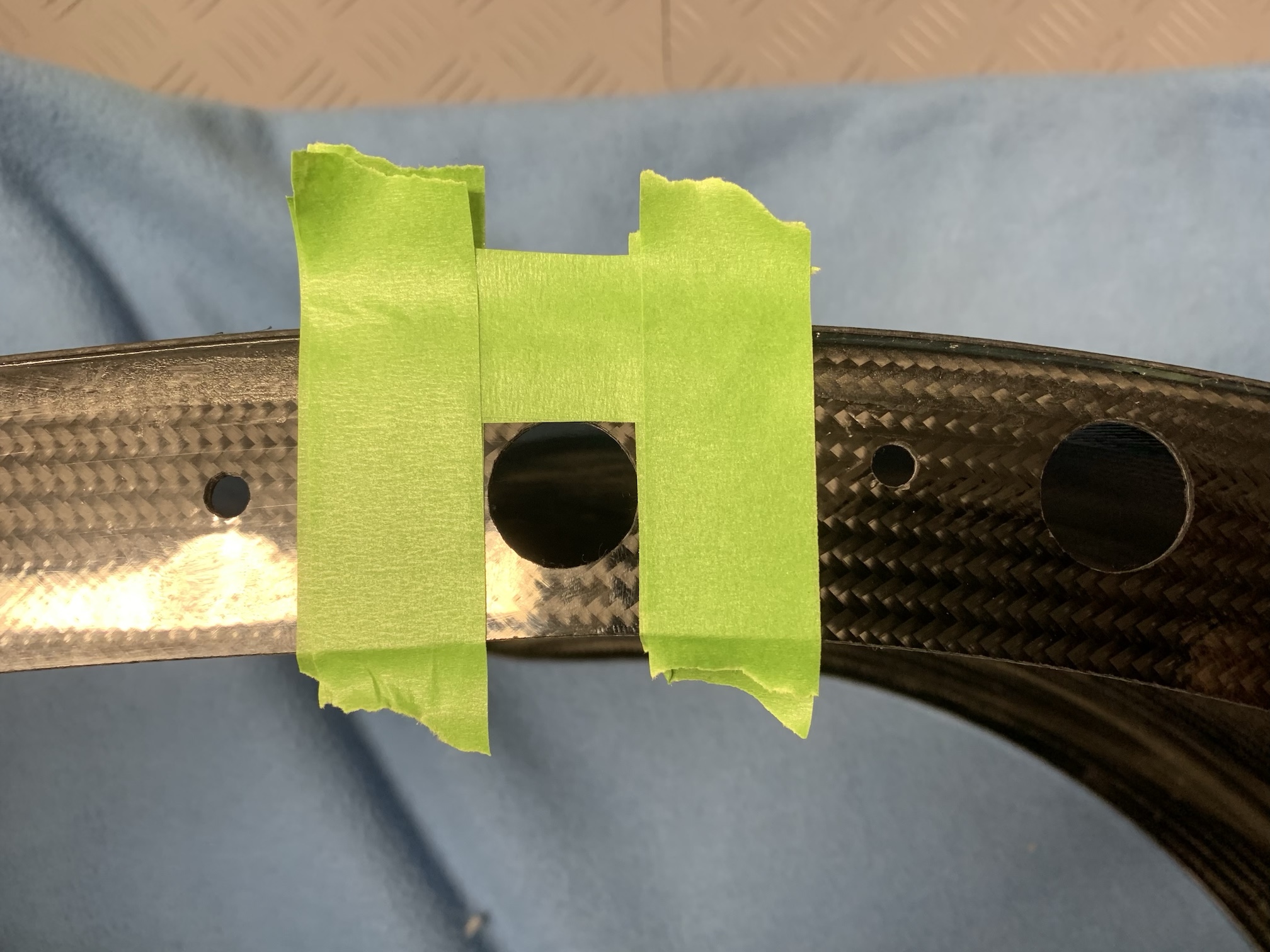 Rear wing trimming
