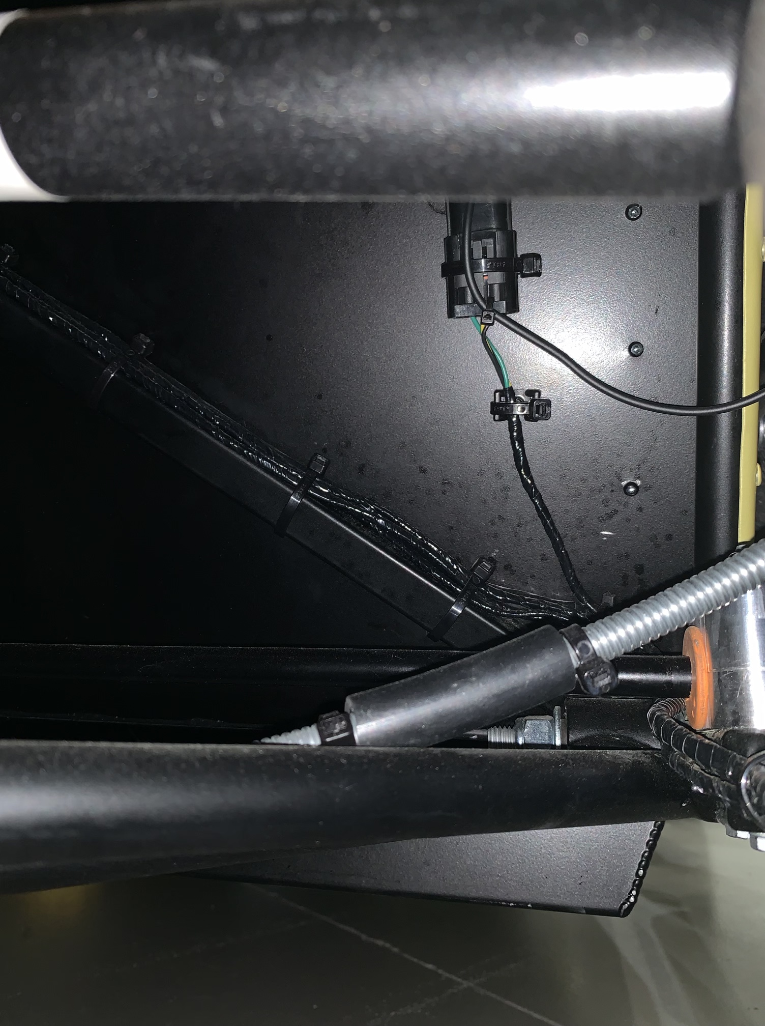 Handbrake cable adjustment and securing